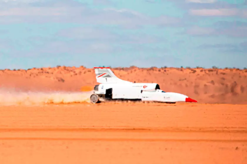 Bloodhound LSR Jet Car-ը դեռ ամենաբարձր արագությունն է ձեռք բերում 90531_3