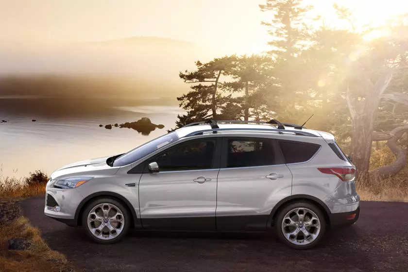 2013-2016 Ford Escape лявата страна в движение