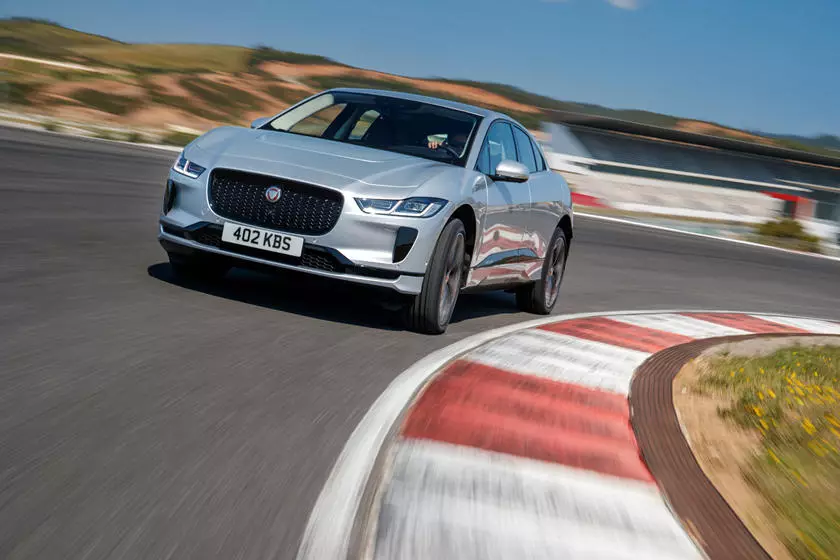 Jaguar I-Pace z widokiem z przodu 2019-2020