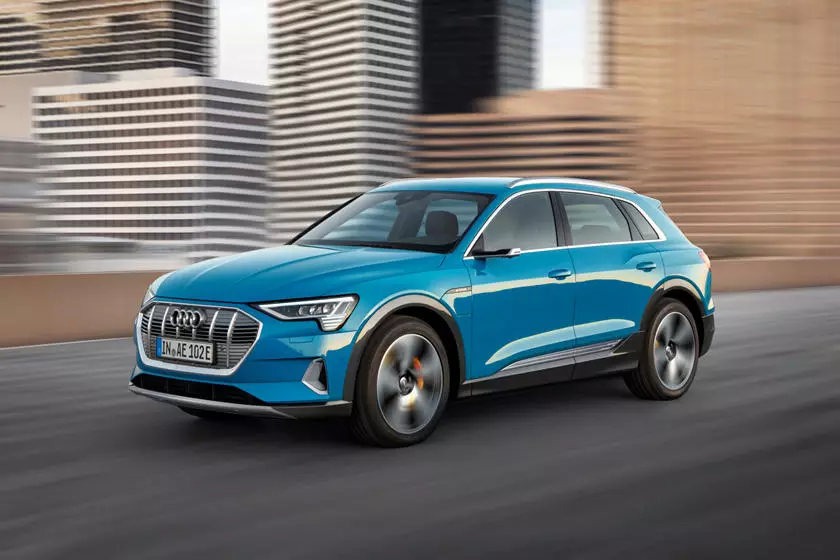 Așteptarea sa încheiat: Audi e-tron declanșează revoluția mașinilor ecologice din Germania 91357_7