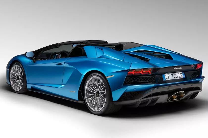 Lamborghini جي شاندار V12s اسٽال ڪري رهيا آهن 91366_7