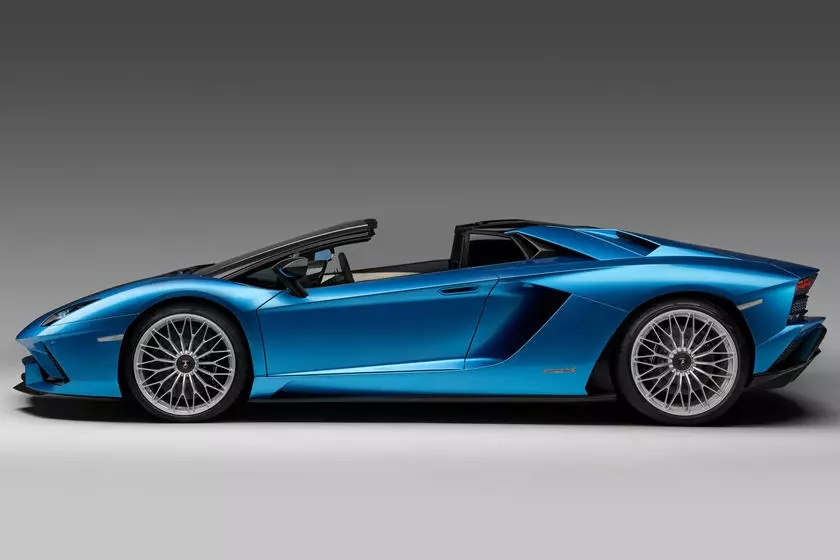 Lamborghini جي شاندار V12s اسٽال ڪري رهيا آهن 91366_8