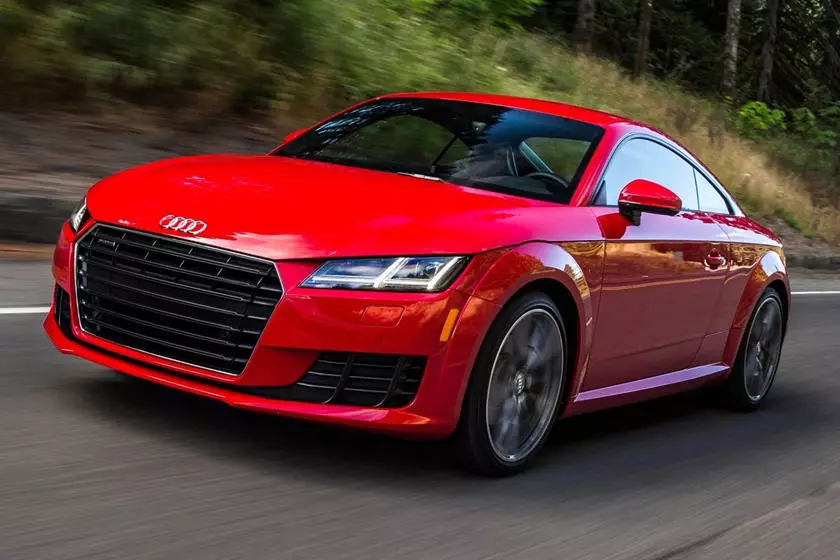 2016-2020 Audi TT Coupe มุมมองด้านหน้า การขับขี่