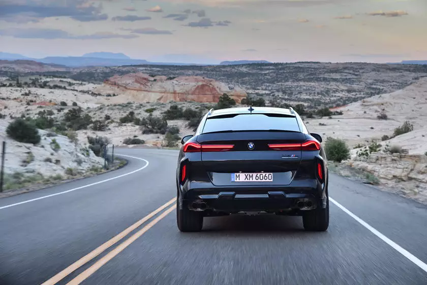 2020 BMW X6 M Rear View Pagmaneho