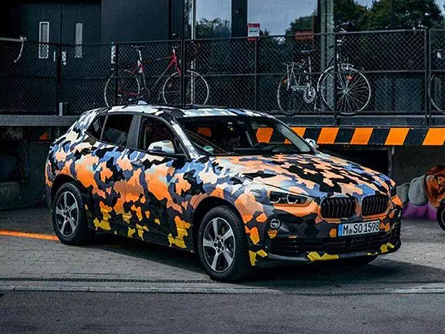 BMW X2 se parece muito com o conceito esportivo em forma de produção 91758_1