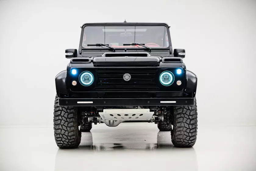 Land Rover Defender получает обновление из углеродного волокна и двигатель V8 91797_5