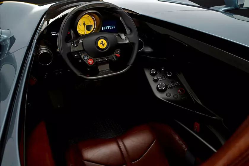 Rasmiy: Italiyada Ferrari Monza SP1 va SP2 Break Cover 91821_9