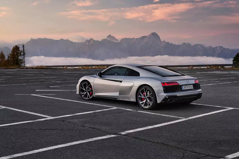 Talofa i le Audi R8 V10 RWD 92040_4