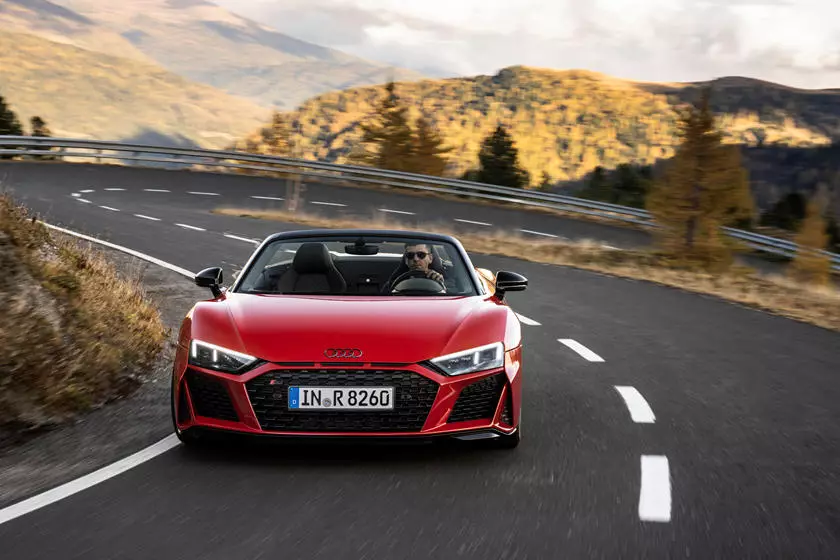 Audi R8 V10 RWD ला हॅलो म्हणा 92040_7