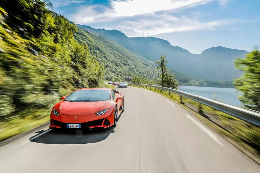 Lamborghini Huracan kukisti Gallardon myynnin ennätysajassa 92056_7