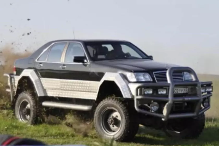 Ĉi tiu Frankenbenz Estas La S-Klaso Ĉia Terena 4x4 Mercedes Neniam Konstruita 92163_3