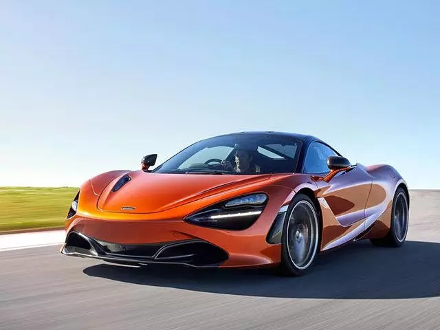 Deimhníonn McLaren Tá Leagan LT de 720S Ar an mBealach Le Lá Ferrari a mhilleadh 92205_2