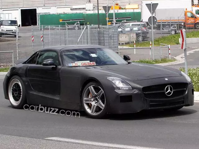 Ufichuaji wa Kijerumani Sana kwa Ubadilishaji wa SLS AMG 92359_1