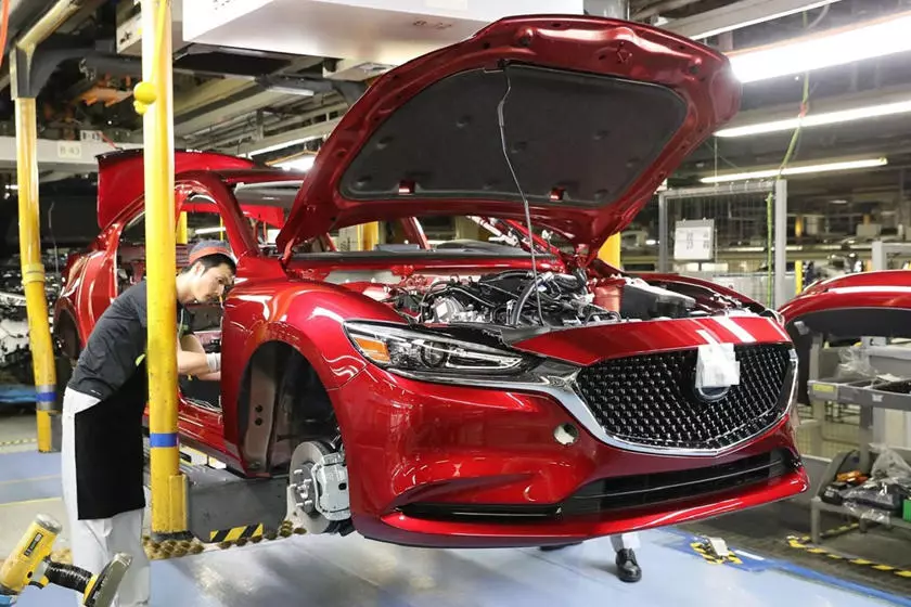 Des averses torrentielles ont coûté près de 250 millions de dollars à Mazda cet été 92580_7