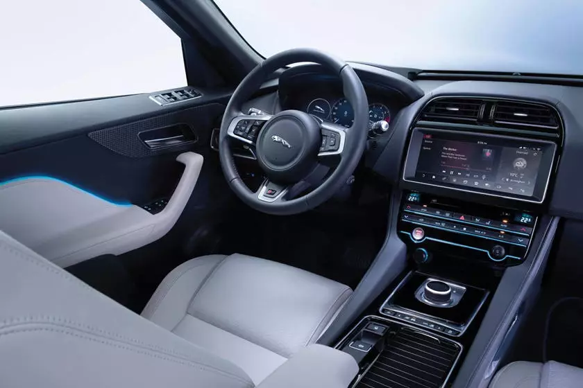 2017-2020 Jaguar F-PACE Dashboard