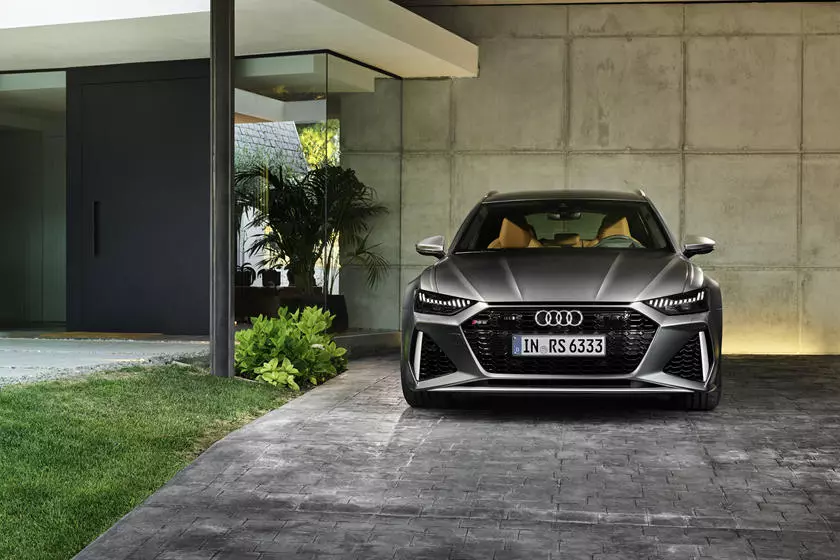 Выгляд спераду Audi RS6 2020 года