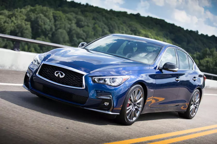 Infiniti wycofuje swój ostatni hybrydowy model na 2019 rok? 92827_1