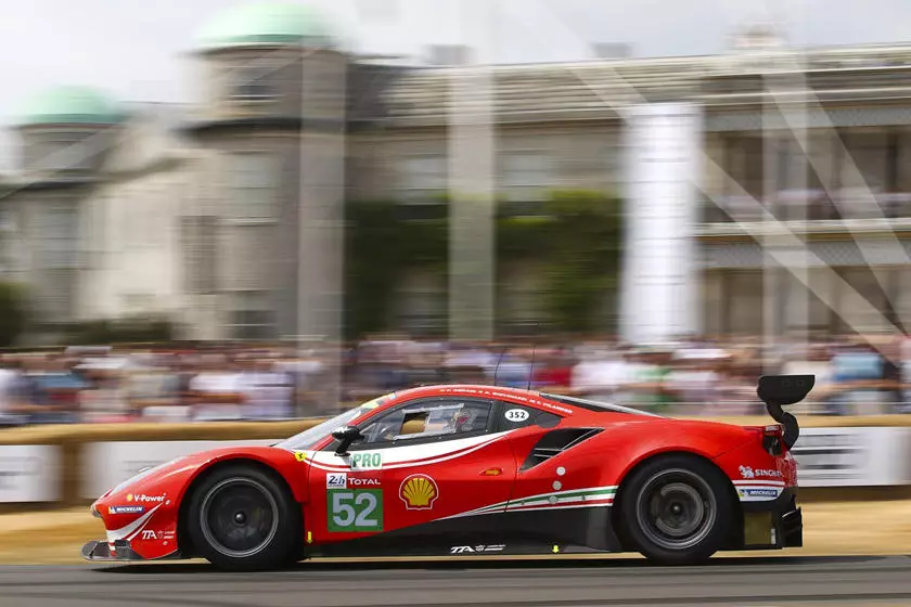 Vinnaren av Goodwood Hill Climb var en Volkswagen EV 92872_11