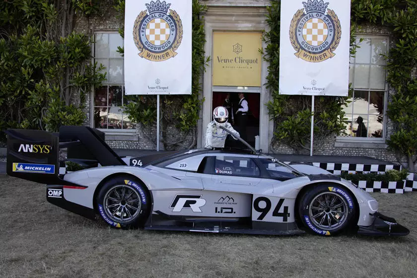 “Goodwood Hill Climb” -iň ýeňijisi “Volkswagen EV” boldy 92872_3