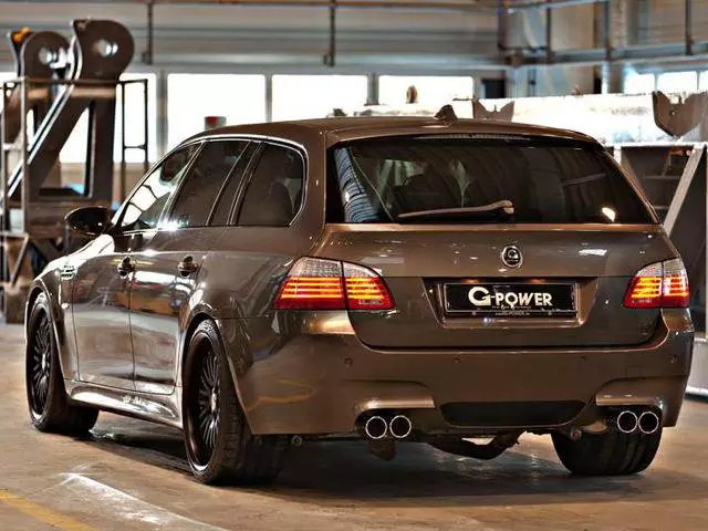 Introductie van de 225 MPH, 820 PK M5 Hurricane Wagon 93110_1