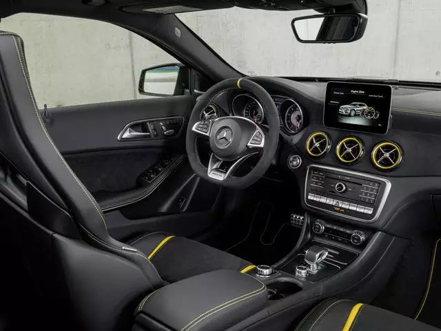 2018 жылғы Mercedes-Benz GLA қуатты жаңа көрінісімен таныстырылды 93295_6