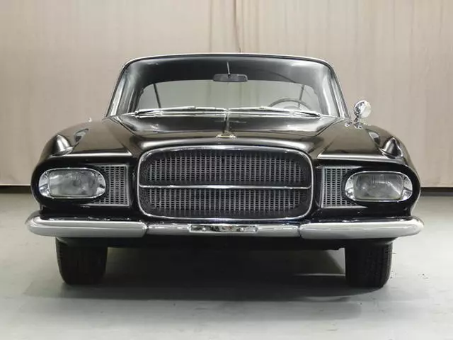 Dean Martins Custom Ghia L6.4 von 1962 für 200.000 Dollar 93296_1