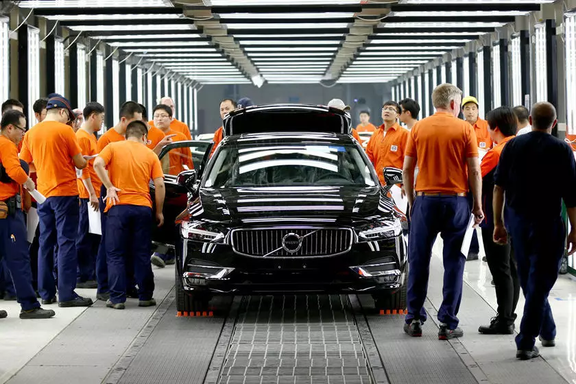 Perché Volvo sta perdendo profitto, anche se sta vendendo più auto? 93460_6