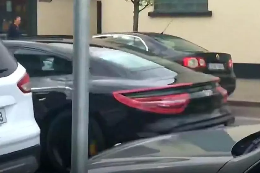 Porsche Taycan Spotted With Production Headlights 93653_5
