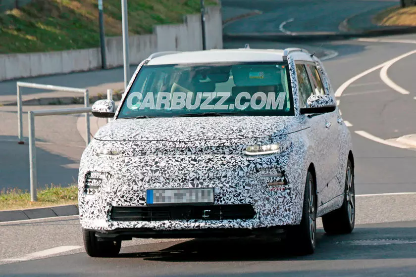 Ang Kia Soul EV Interior Spy Shots Nagpakita Hapit 300-Mile Range 94373_5