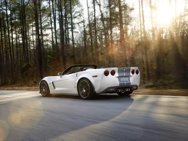 2013 Chevrolet Corvette 的新颜色和选项 94521_2