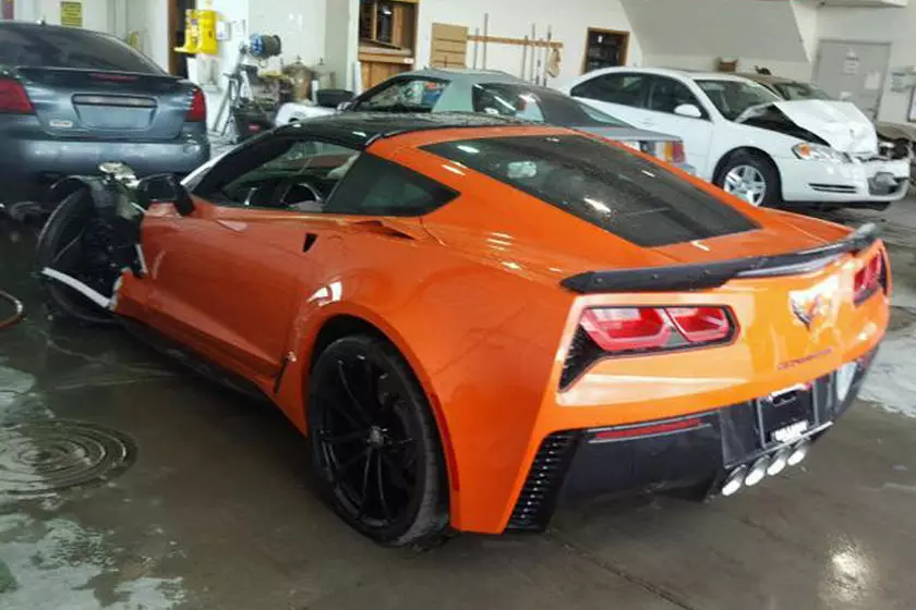 Бар болғаны 15 миль жүргеннен кейін бұл Grand Sport Corvette-ге не болғанын қараңыз 94804_8