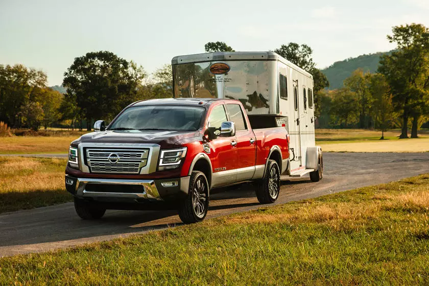 2020 წლის Nissan Titan XD