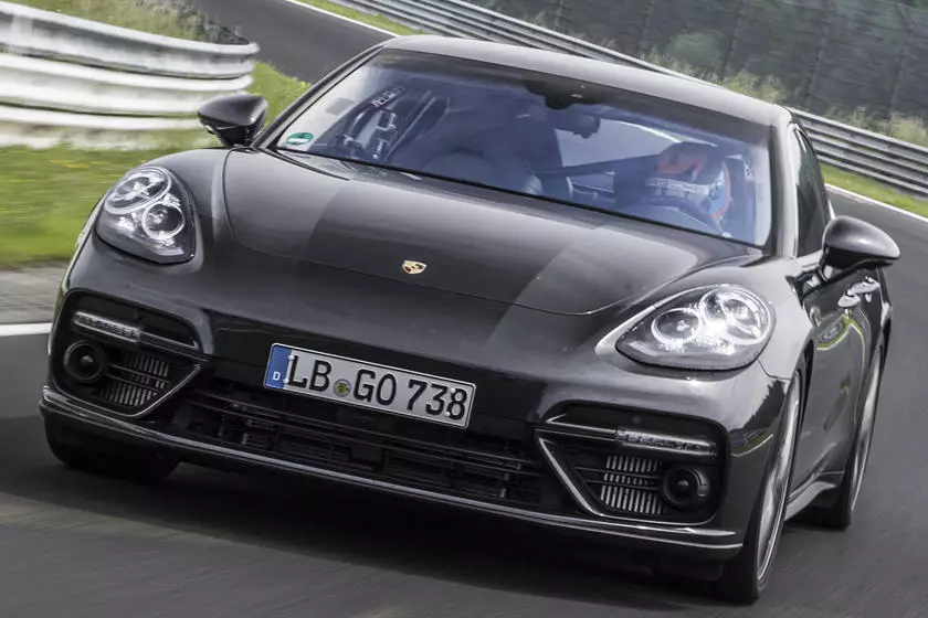 Porsche Panamera 'Lion' боҗра патшасы булырга омтыла 94921_4