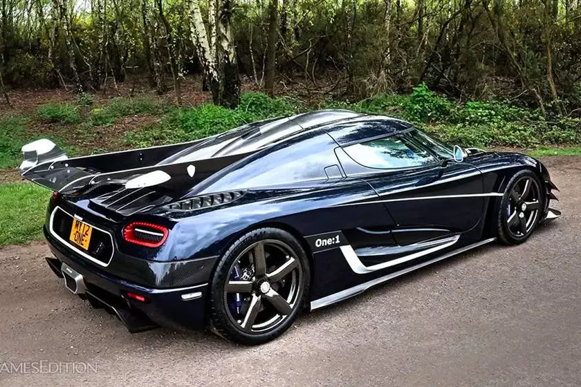 အလွန်ရှားပါးသော Koenigsegg One:1 စျေးနှုန်းသည် ဒေါ်လာ 7 သန်းကျော်ရှိသည်။ 94955_7