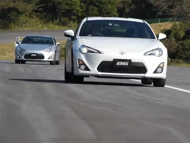 Bidiyo: Toyota GT-86 ita ce Maganar Gari 94964_1