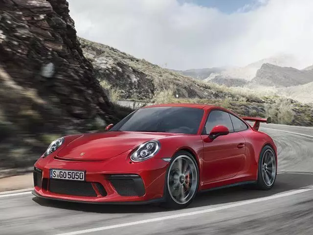 Dåliga nyheter för de som vill ha en ny Porsche 911 GT3 med en manual 95058_1