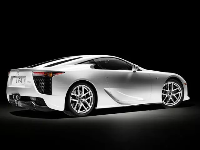 Lexus LFA II, vreden 1 milijon dolarjev, naj bi bil v pripravi 95060_5