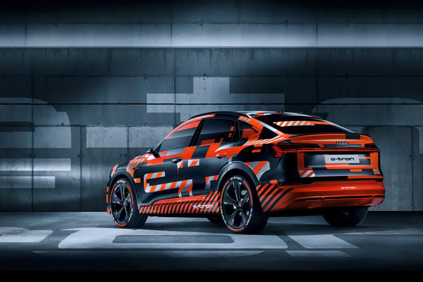 Audi e-tron Sportback gen yon karakteristik premye mondyal 95392_3