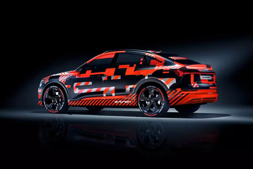 Audi e-tron Sportback má světovou novinku 95392_7