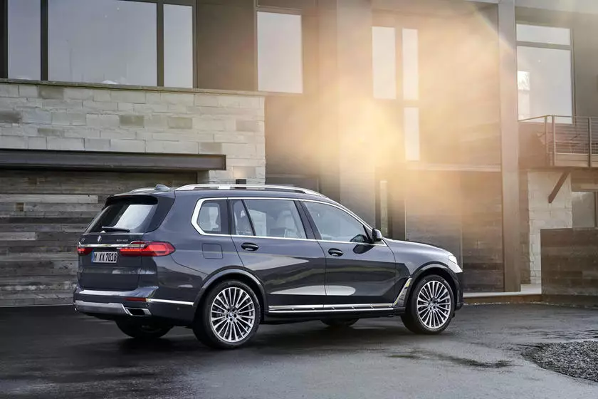 BMW X7은 엄청난 사치품입니까? 9543_10