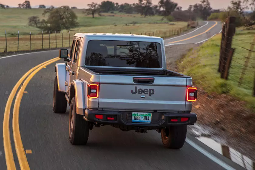 Jeep Gladiator preskup? Ram će uskoro odgovoriti 9554_12