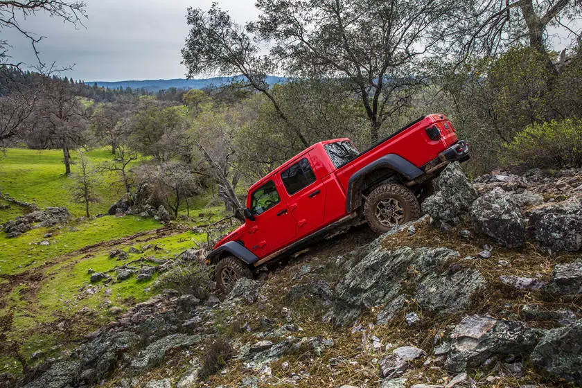 Lafo loatra ve ny Jeep Gladiator? Hamaly tsy ho ela i Ram 9554_3