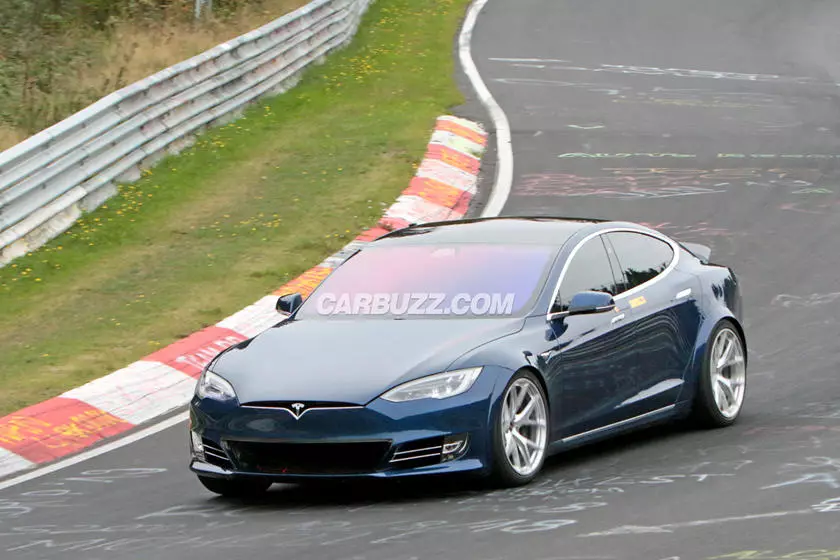 Tesla tocmai a distrus recordul turului la Nurburgring al lui Porsche Taycan 95831_2