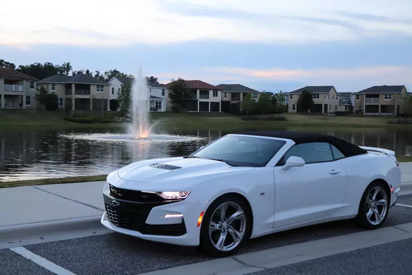 Chevy arregla el frontal lleig de Camaro per al 2020 95939_5