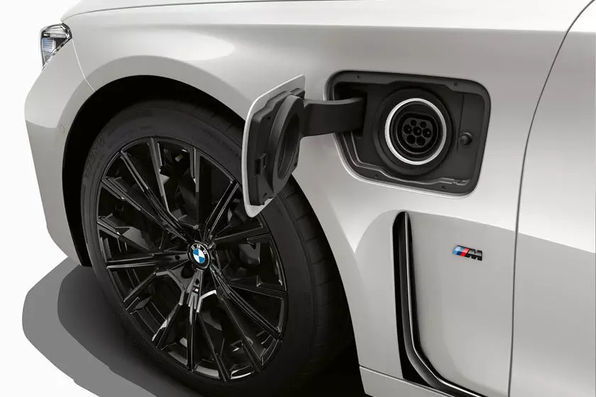 រថយន្ត BMW 7 Series Plug-In Hybrid ឆ្នាំ 2020 មានជួរអគ្គិសនីខ្សោយណាស់។ 95986_6