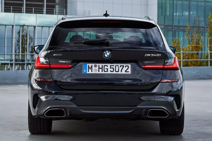 BMW M340i xDrive ساياھىتى بىز ئارزۇ قىلىدىغان ۋاگون (ئەمما ئېرىشەلمەيدۇ) 96010_9