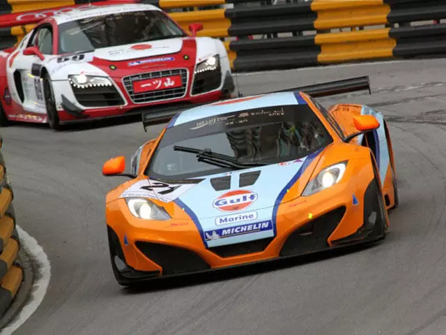 McLaren MP4-12C GT3 Racecar i le Faga Suau'u Livery 96194_1