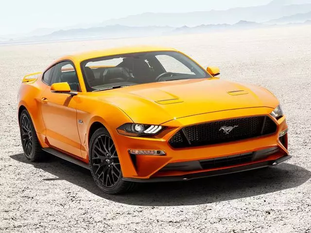 Aquesta és la raó tonta de Ford per no revelar el Mustang 2018 a Detroit 96309_1