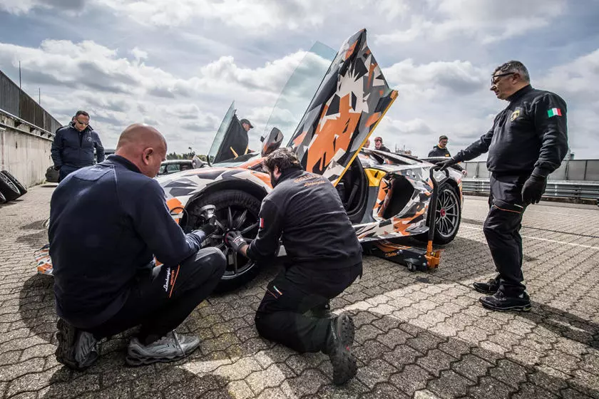 Lamborghini Aventador SVJ Ya Sanya Sabon Rikodin Lap ɗin Nurburgring A 6:44.97 96328_2