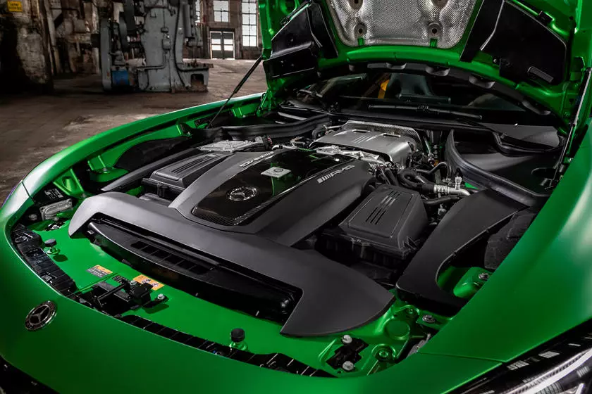 2020 Mercedes-Benz AMG GT R இன்ஜின்